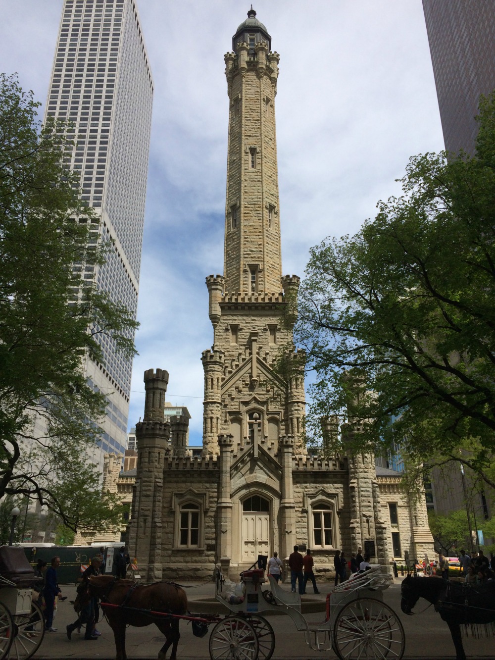 ten must-see buildings in chicago